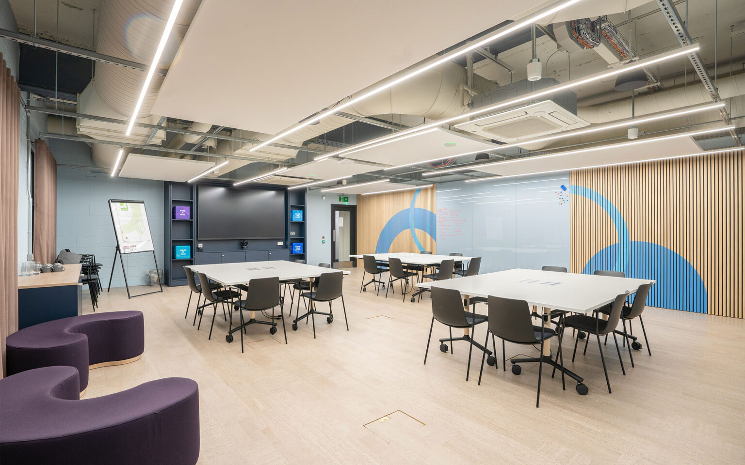 HQ Meeting Rooms - 2110 Consult Chartered Surveyors & Project Managers
